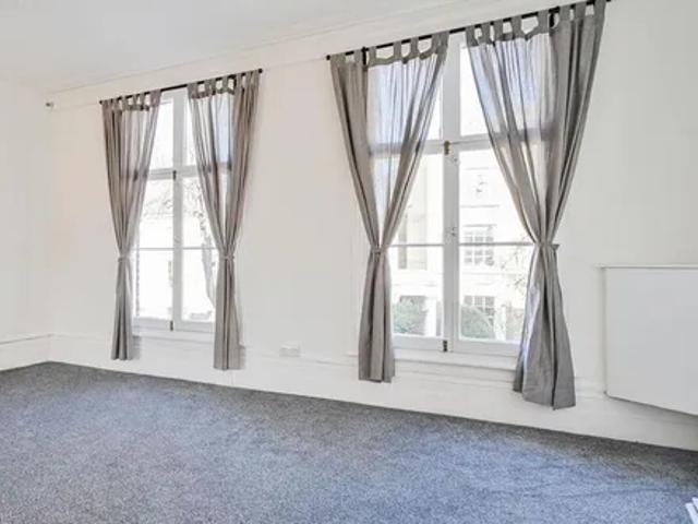 61 Vanbrugh Park, Blackheath Royal Standard, London, SE3 7RU, United Kingdom | 3 bed apartment for rent #167599247 | Rentberry