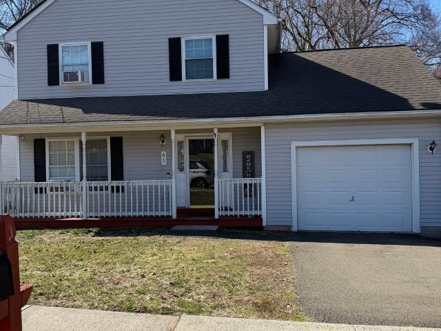 61 Victoria Ct, Hamden, CT 06514 | MLS #24161
