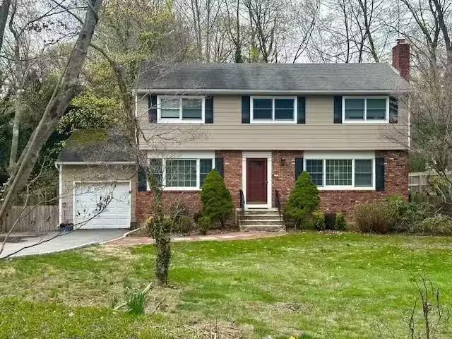 61 View Acre Drive, Huntington, NY 11743