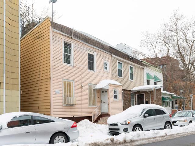 61 Vroom St