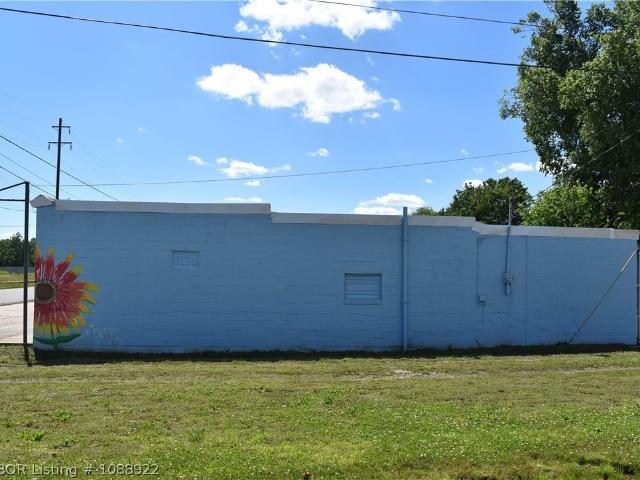 61 W 1st Street
