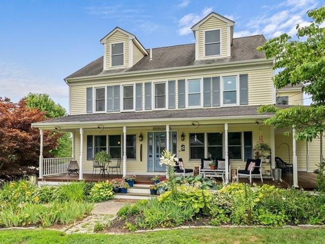 61 Water St, Rehoboth, MA 02769