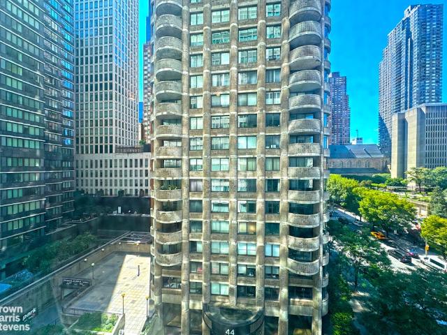 61 West 62nd Street, Unit 6H