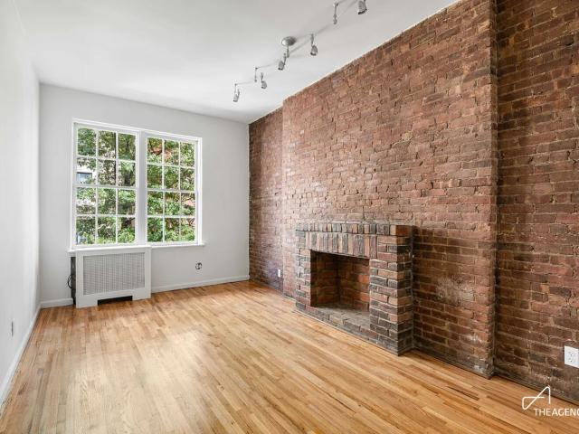 61 West 85th Street, New York, NY