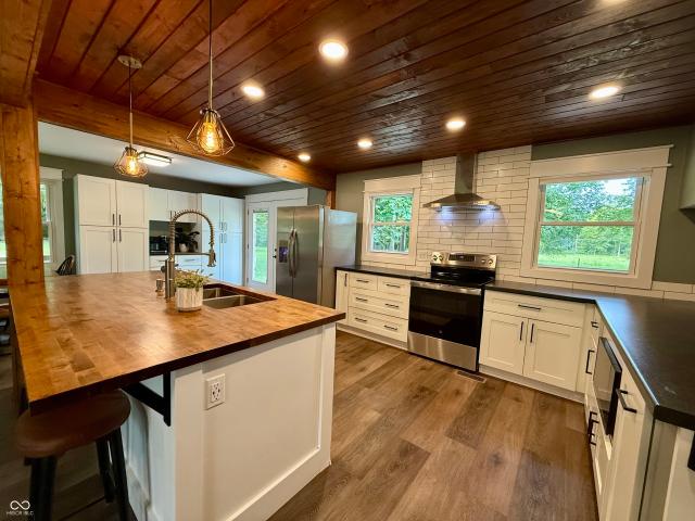 61 Westbrook Drive