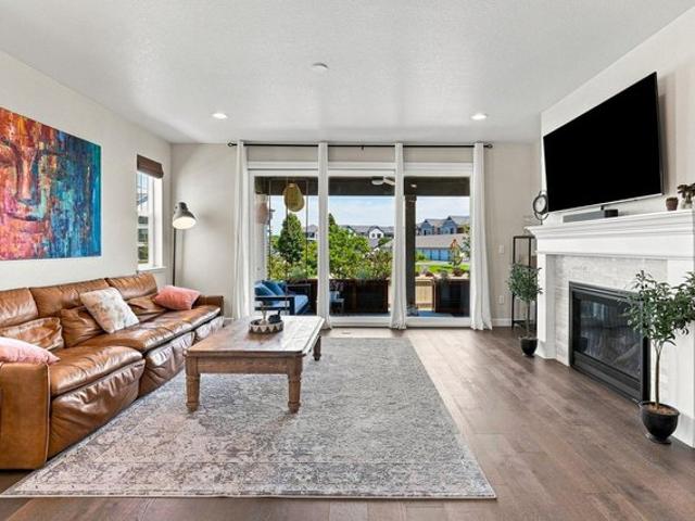 61 Western Sky Cir, Longmont, CO 80501