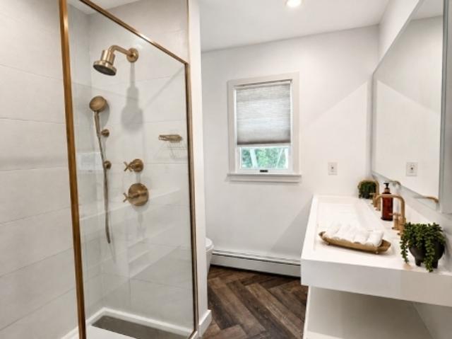 61 Winifred Dr