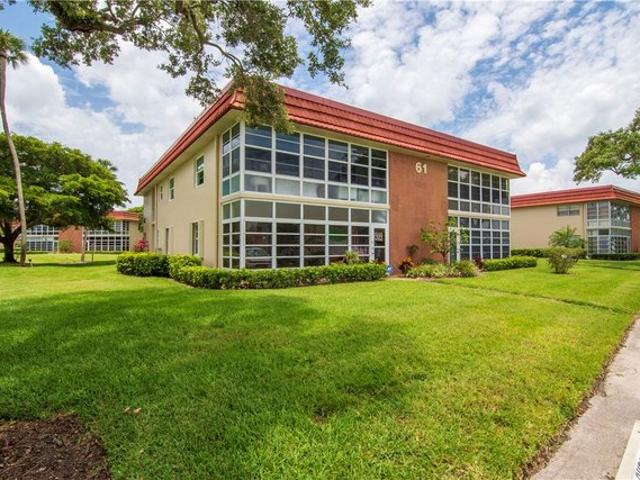 61 Woodland Dr Apt 107, Vero Beach, FL 32962