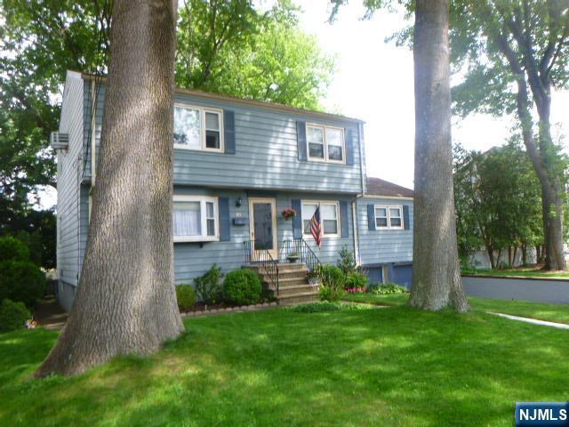 61 Aladdin Avenue