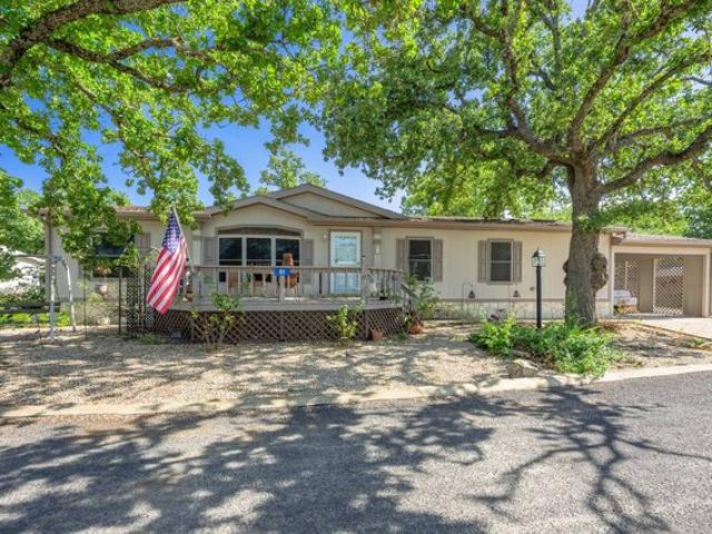 61 Apache Dr, Kerrville, TX 78028