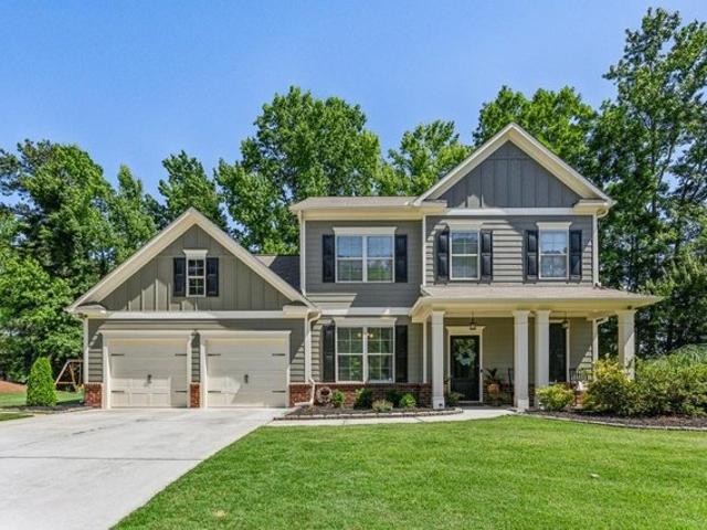 61 Azalea Lakes Dr, Dallas, GA 30157