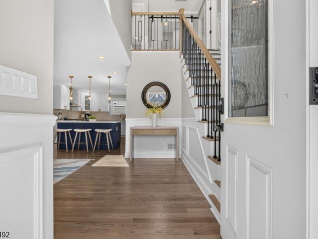 61 Bart Pl