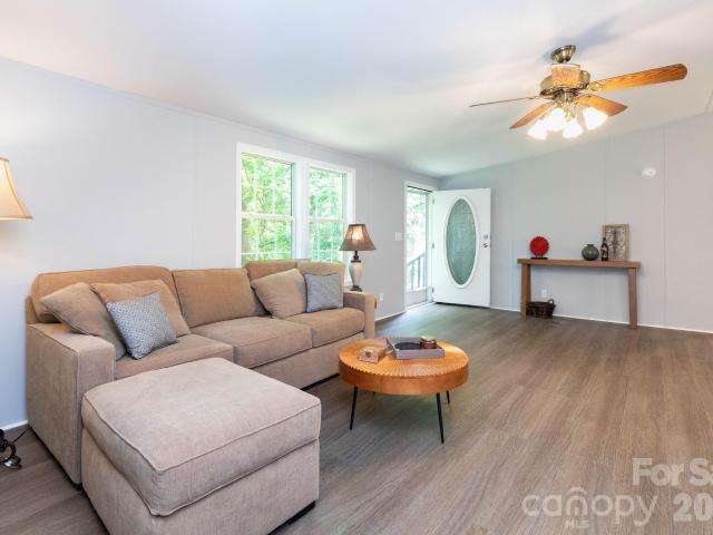 61 Blue Mountain Road