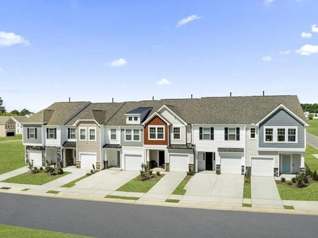 61 Bluebottle St, Angier, NC 27501