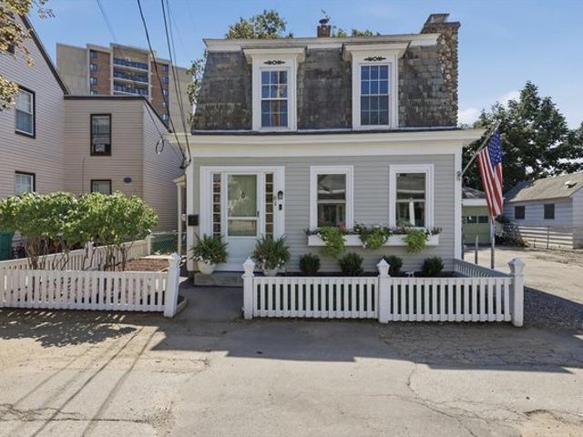 61 Central St, Fitchburg, MA 01420