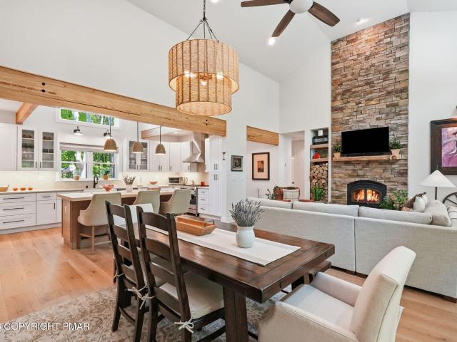 61 Cottonwood Drive
