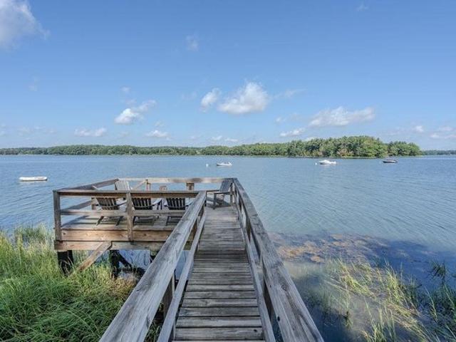 61 Clearwater Dr, Dover, NH 03820