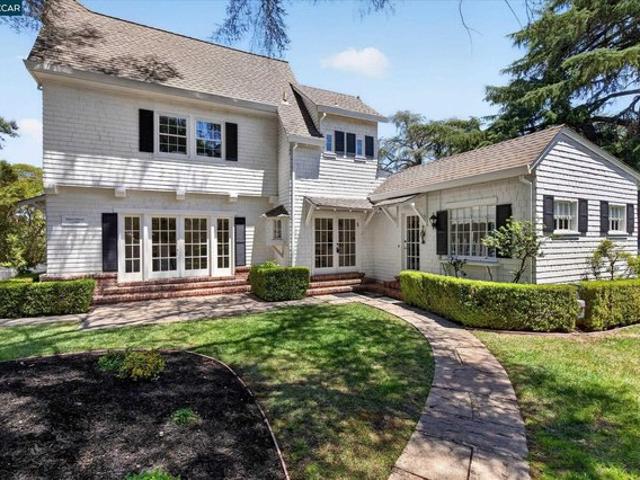 61 Crest Ave, Alamo, CA 94507
