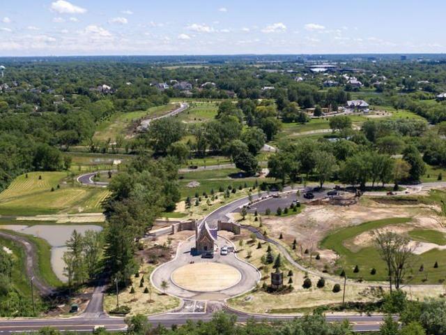61 E Palatine Rd Lot 52, South Barrington, IL 60010