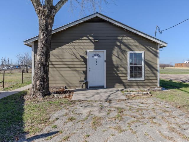 61 Family Cir