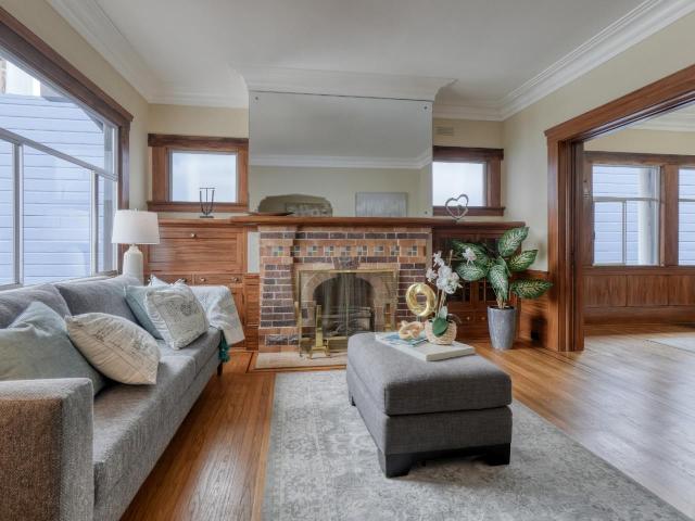 61 Farragut Avenue