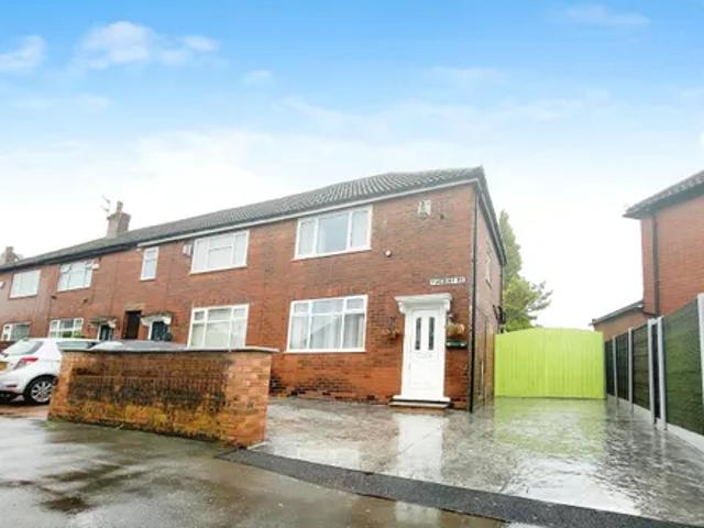 61 Finsbury Road, Stockport, SK5 6EQ, United Kingdom | 2 bed house for rent #167547746 | Rentberry