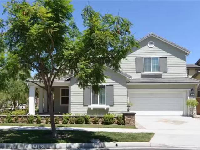61 Fringe Tree, Irvine, CA 92606 MLS# OC25035566