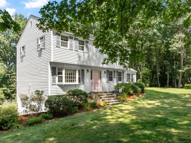 61 Glen Drive