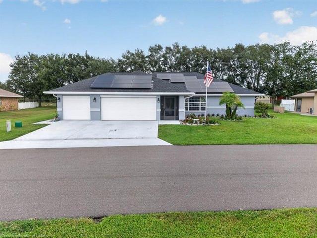 61 Grandview Blvd, Lake Placid, FL 33852