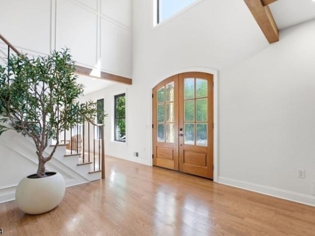 61 Hickory St