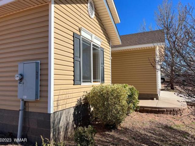 61 Hillcrest Dr, Snowflake, AZ 85937