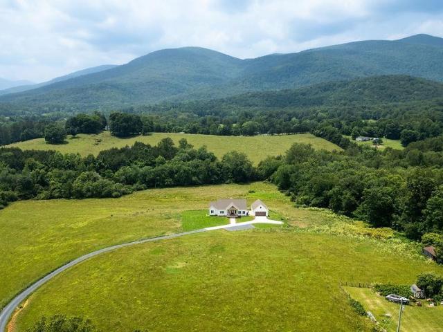 61 Hillside Ln, Afton, VA 22920 | MLS #674061 | Compass