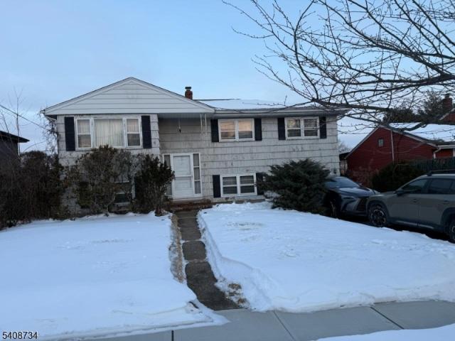 61 Homestead St, Clifton, NJ 07013 | MLS #4007 | Compass