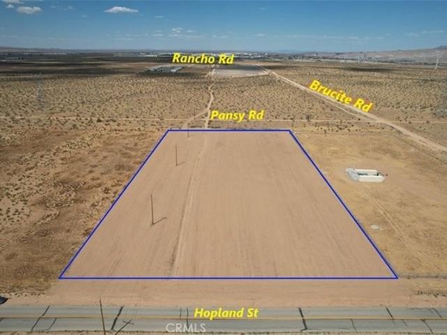 61 Hopland St, Adelanto, CA 92394