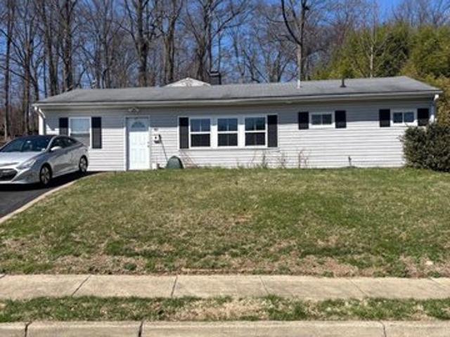 61 Kennard Dr, Newark, DE 19711