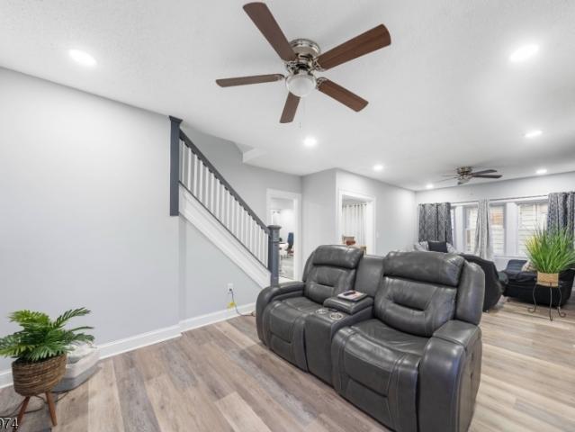 61 Keer Ave