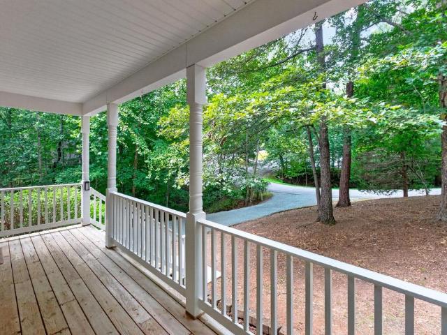 61 Lafayette Dr