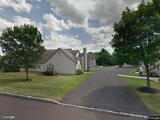 61 Legacy Oaks Dr, Richboro, PA 18954