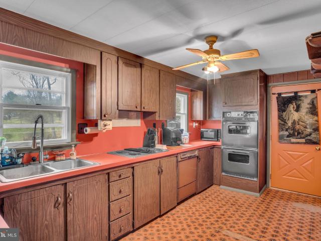 61 McElwee Rd, Dauphin, PA 17018 | Compass