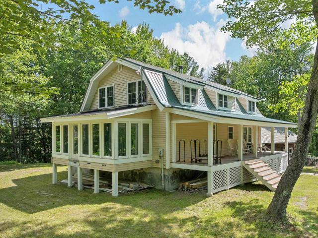 61 MacDonald Lane