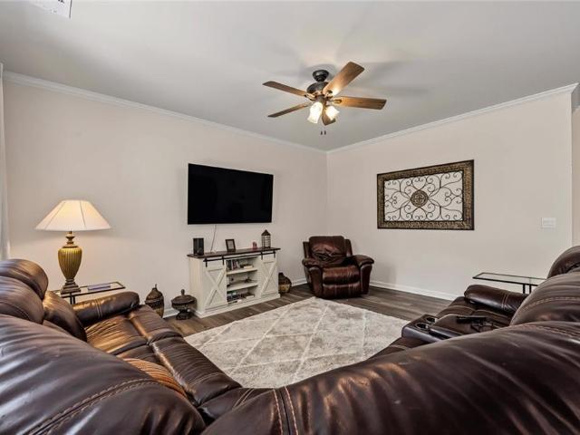 61 Majestic Oak Circle