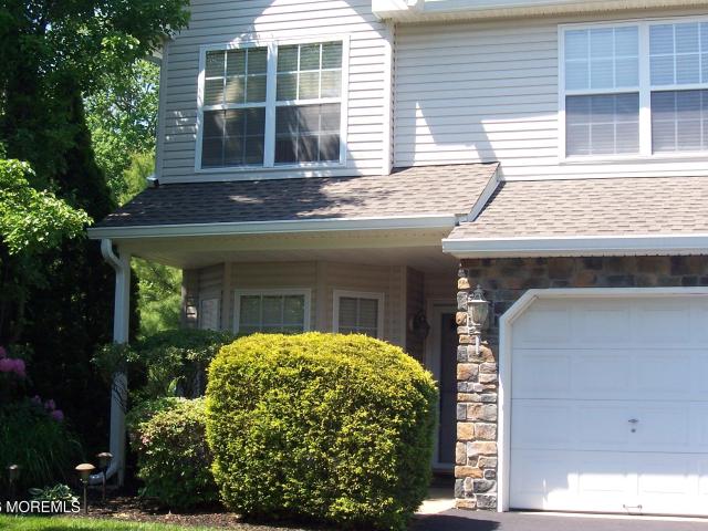 61 Maywood Run