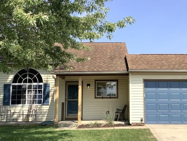 61 Meadow Creek Blvd, Whiteland, IN 46184
