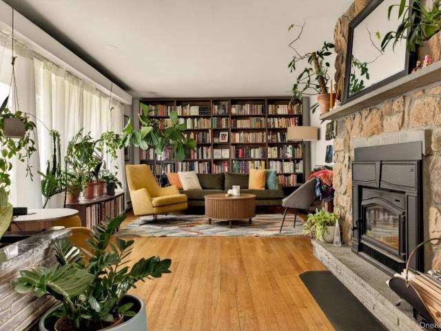61 Merritt