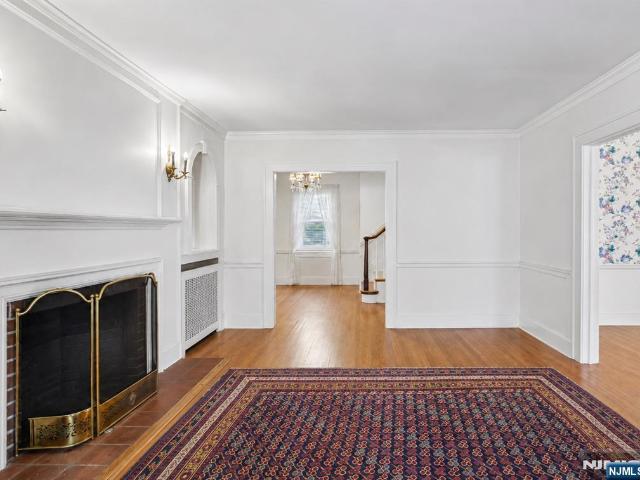 61 N Monroe Street