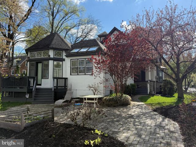 61 N Bayard Ave, Woodbury, NJ 08096 | MLS #NJGL2071 | Compass