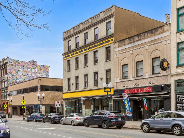 61 N Pearl Street