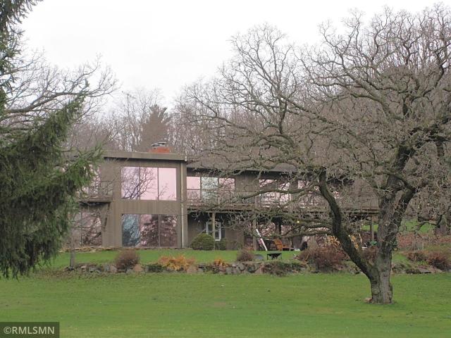 61 Oak Ridge Dr, Unit A, River Falls, WI 54022 | MLS #7059 | Compass