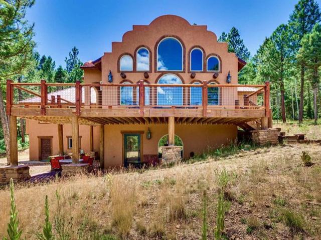 61 Pam Coleman Dr, Angel Fire, NM 87710
