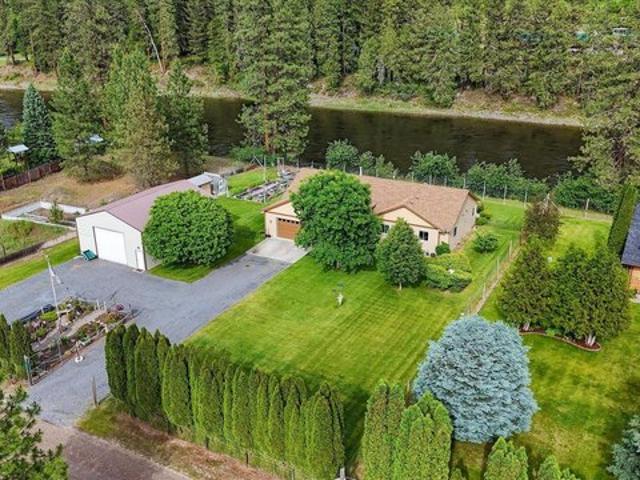 61 Paradise Cove Rd, Kettle Falls, WA 99141